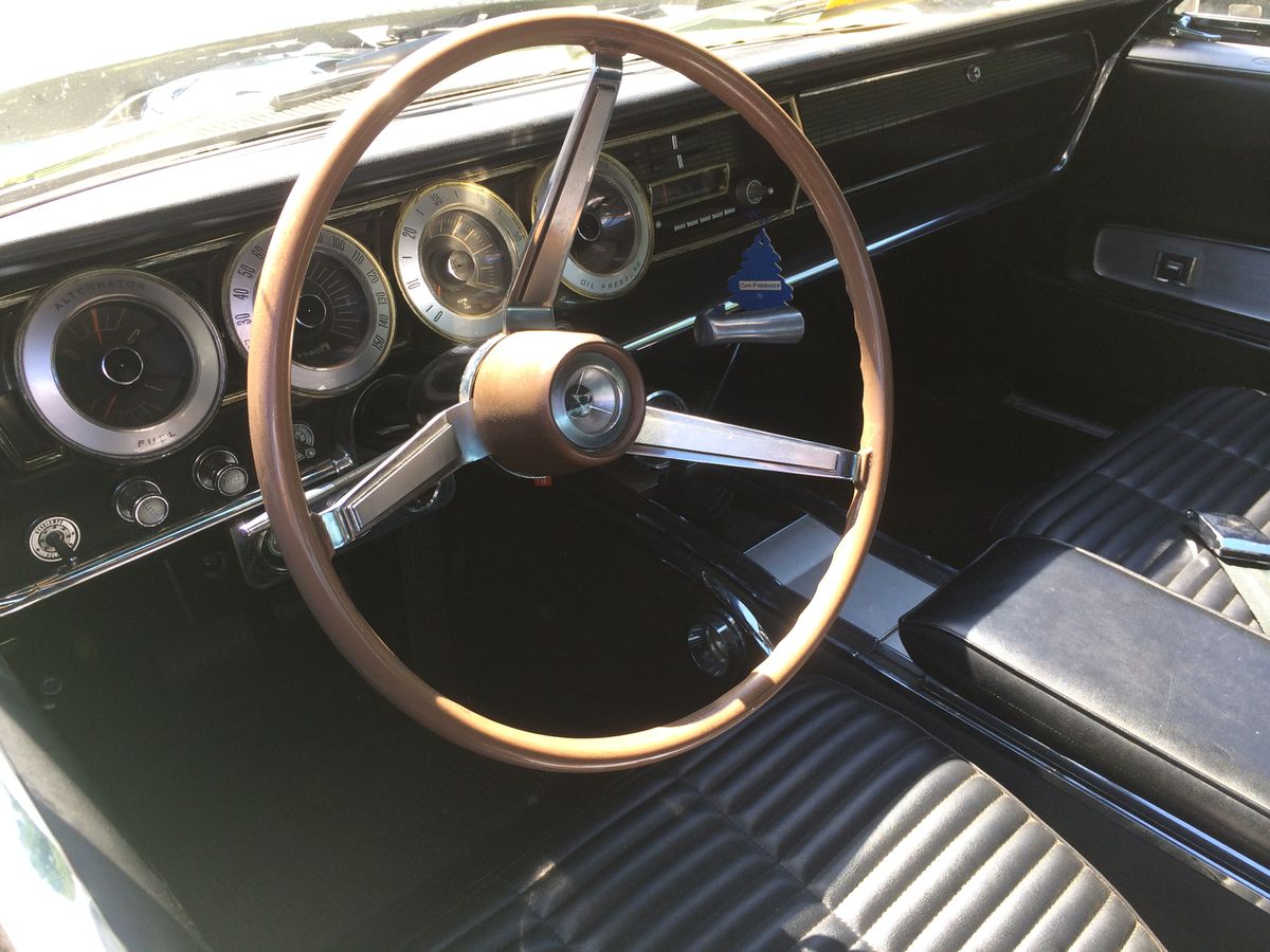 File:1966 Dodge Charger 426 Hemi Dashboard.jpg - HotrodWiki